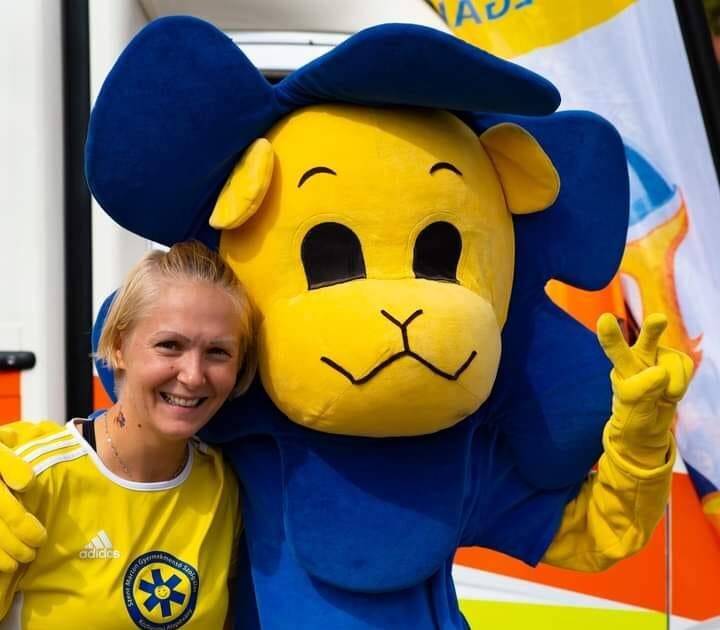 Baginé Kerber Szilvia, a Gyermekrohamkocsi Futónagykövete - 38. Telekom ...